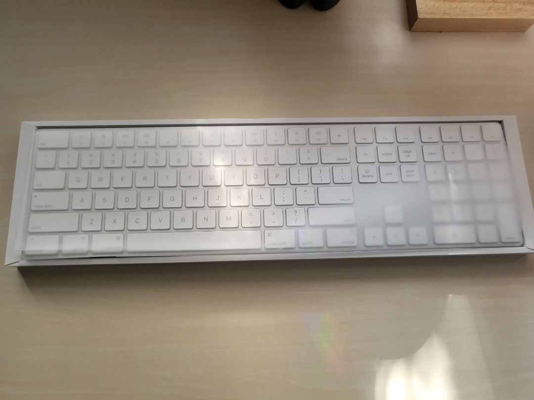 Magic Keyboard (Numeric Keys) with USB C to USB Adapter, Computers ...