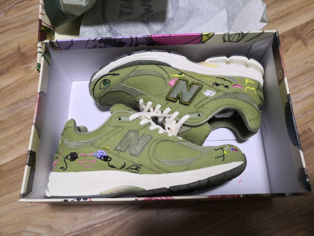 New Balance x Bryant Giles 2002r, Men's Fashion, Footwear, Sneakers on ...