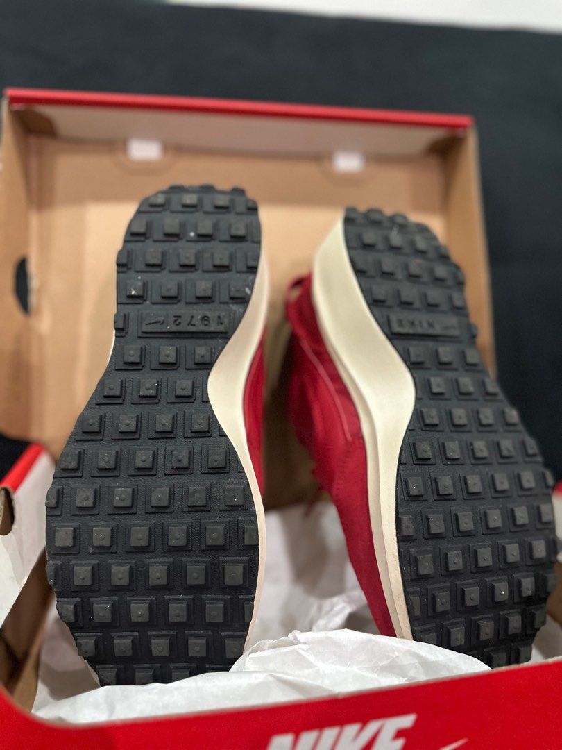 Nike waffle debut "Gym Red", Women's Fashion, Footwear, Sneakers on ...