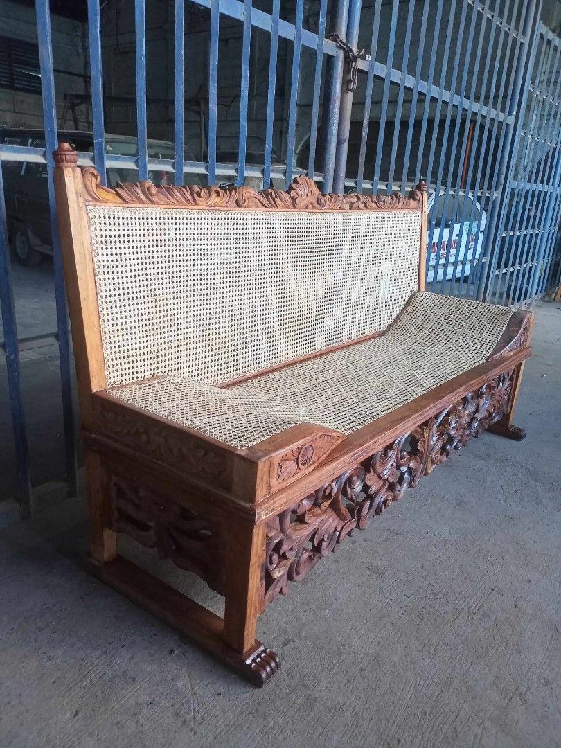 Old Divan / Daybed, Furniture & Home Living, Furniture, Chairs on Carousell