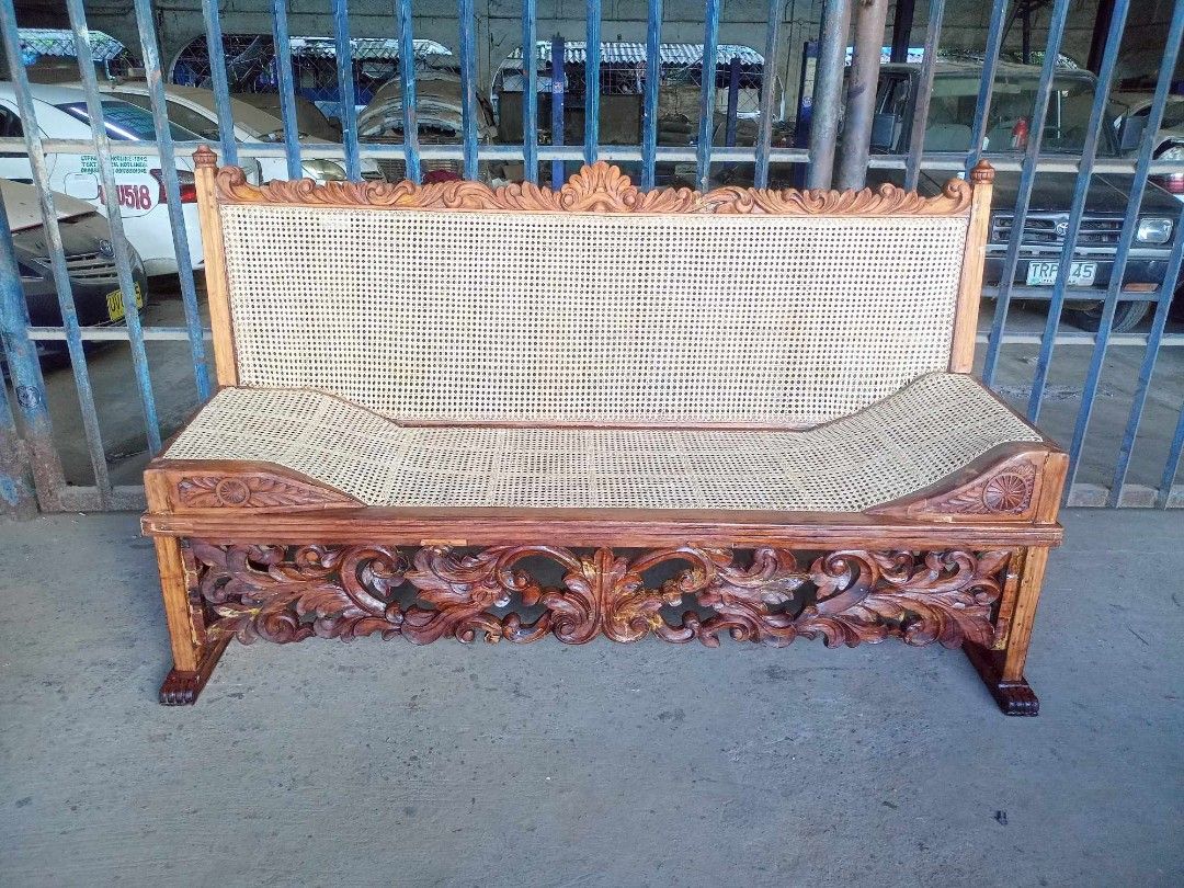 Old Divan / Daybed, Furniture & Home Living, Furniture, Chairs on Carousell