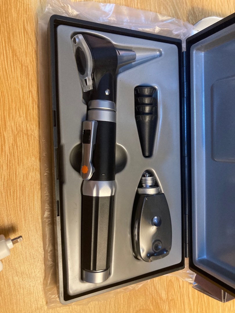 OTOSCOPE / OPHTHALMOSCOPE SET, Health & Nutrition, Medical Supplies & Tools on Carousell