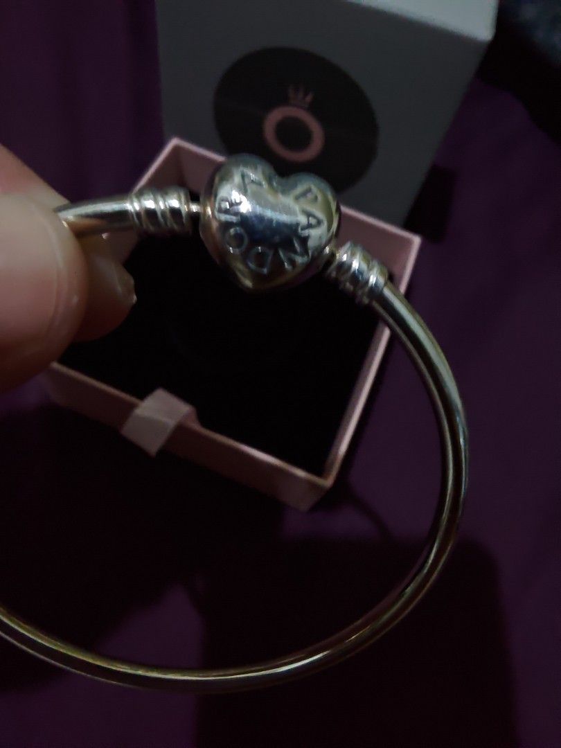 Pandora heart clasp bangle, Luxury, Accessories on Carousell