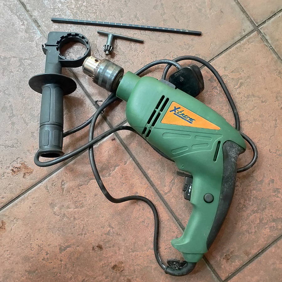 Powerful Variable Speed Electronic Hammer Drill Driver Corded 710W ...