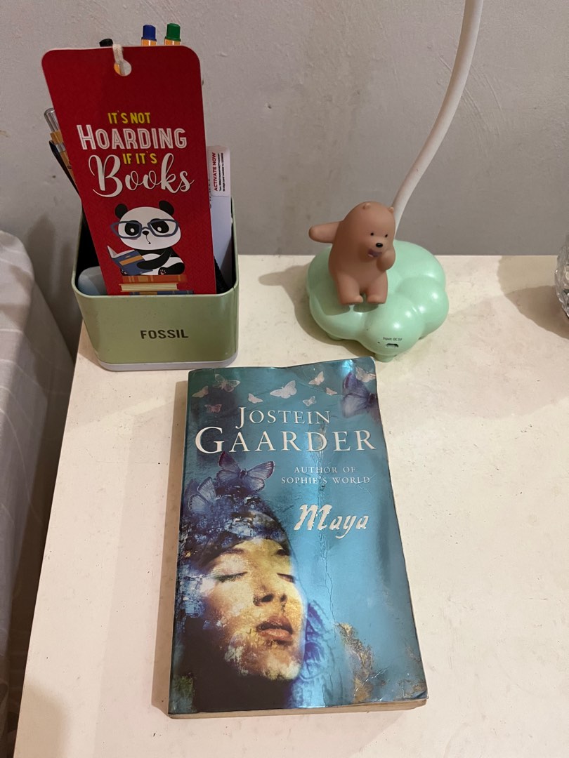 Pre loved book, Hobbies & Toys, Books & Magazines, Fiction & Non ...