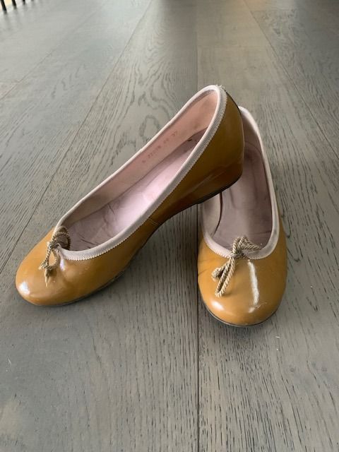 Pretty Ballerina ballet wedge - 37, Women's Fashion, Footwear, Flats ...