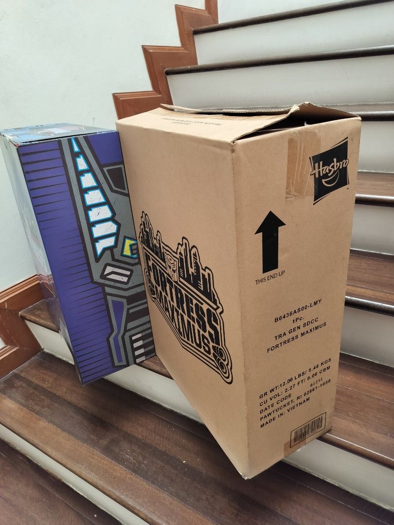 SDCC Transformers Titans Return - Fortress Maximus, Hobbies & Toys ...