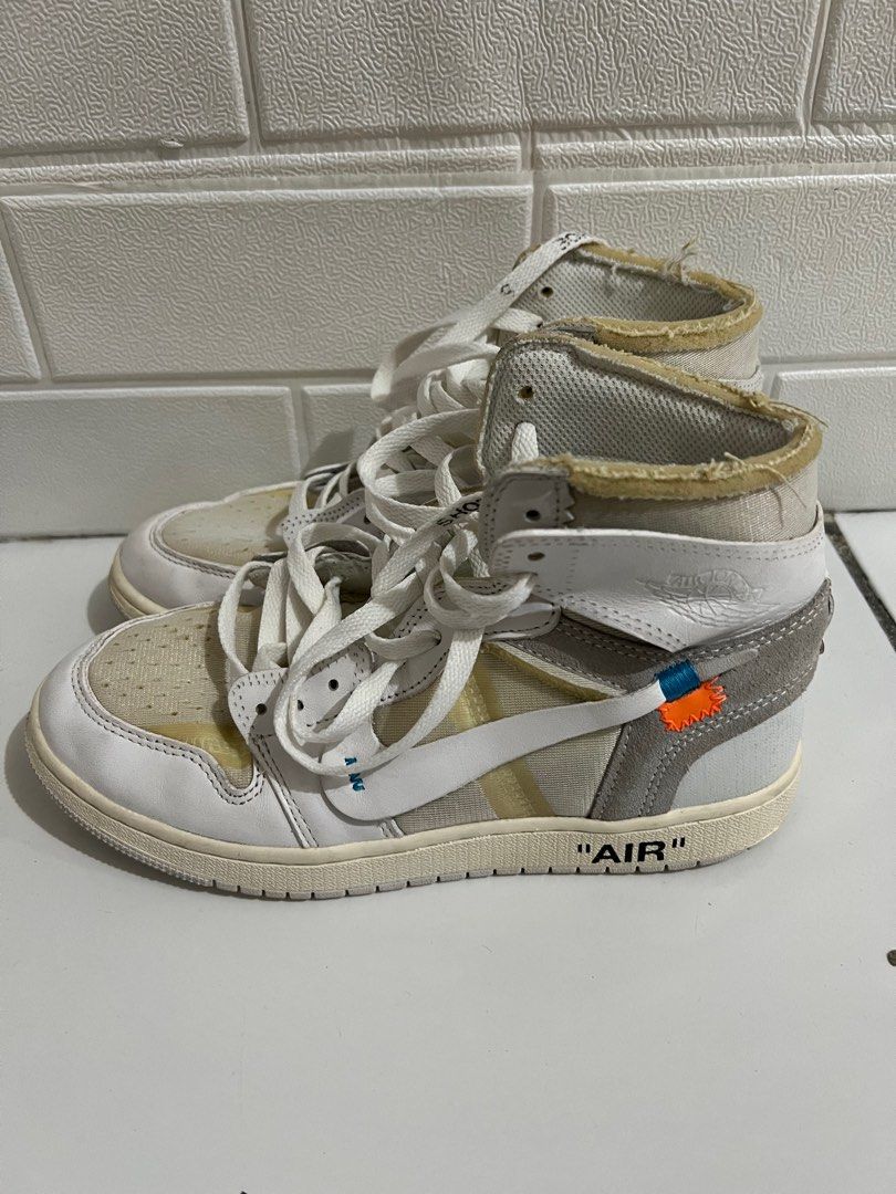 Sepatu Nike Air Jordan x Off White, Fesyen Wanita, Sepatu di Carousell