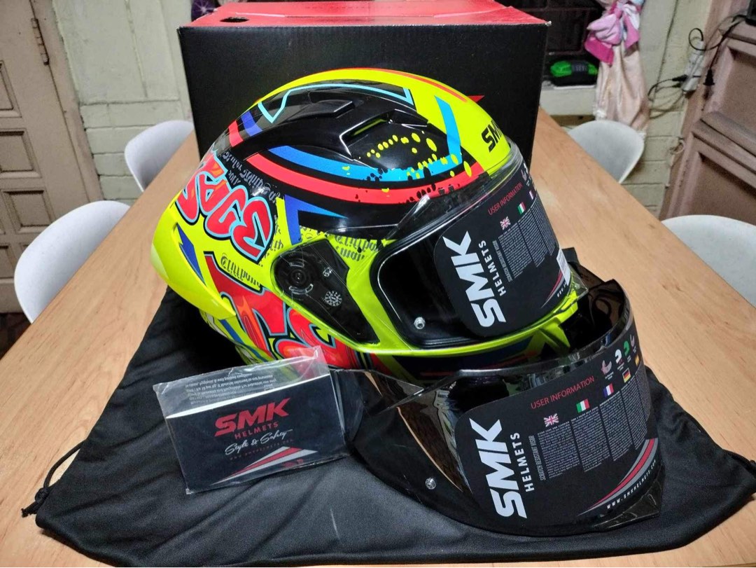 SMK Helmet, Motorbikes, Motorbike Parts & Accessories, Helmets and ...