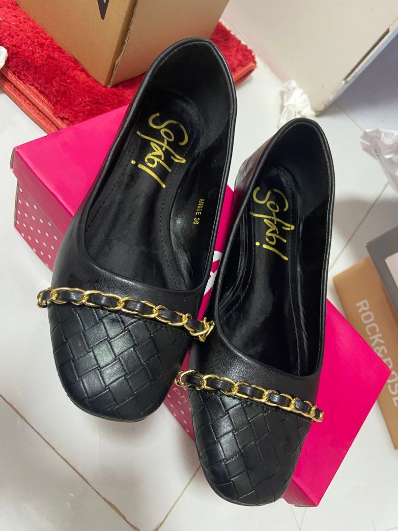 SOFAB Blackshoes, Women's Fashion, Footwear, Shoe inserts on Carousell