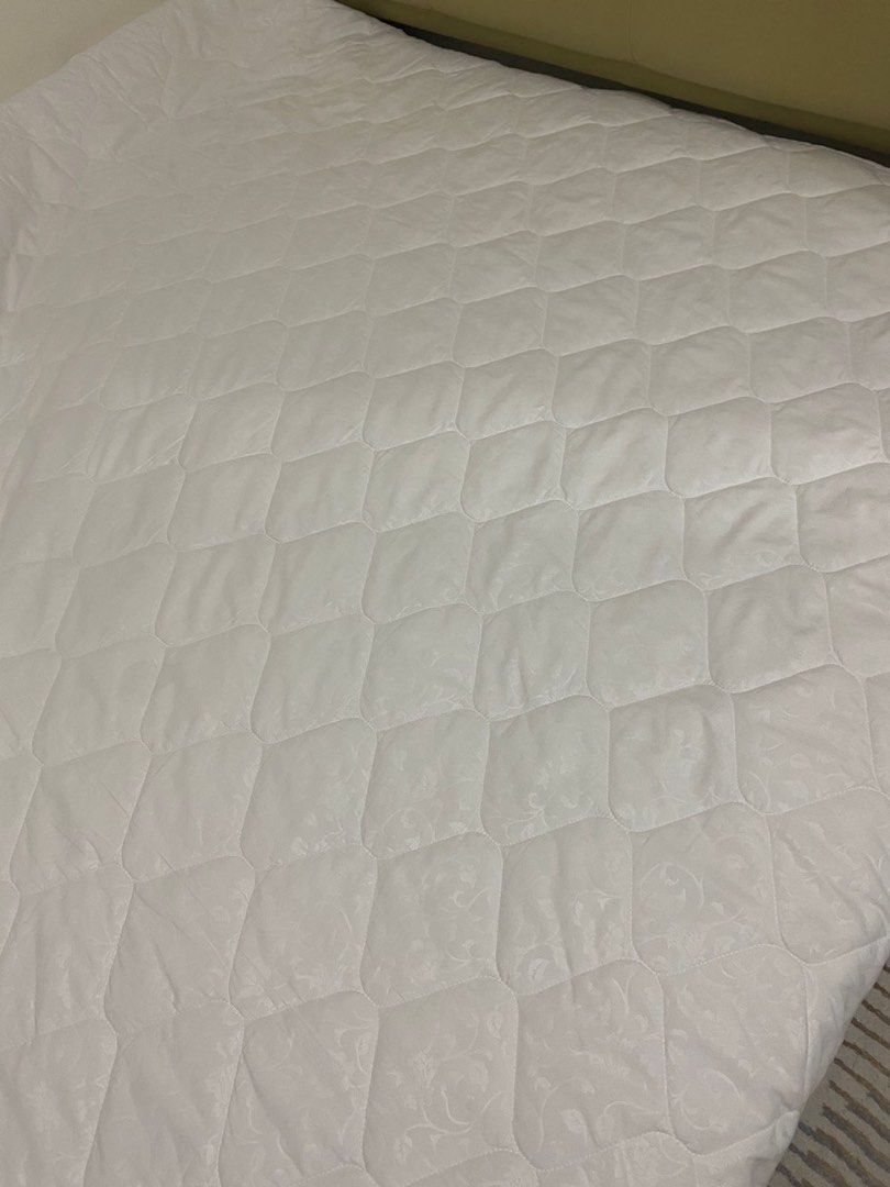 Spring bed king koil, dipan + alas kasur premium. Lokasi pik 2 ...