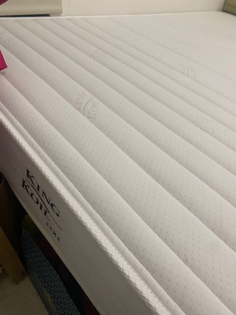 Spring bed king koil, dipan + alas kasur premium. Lokasi pik 2 ...