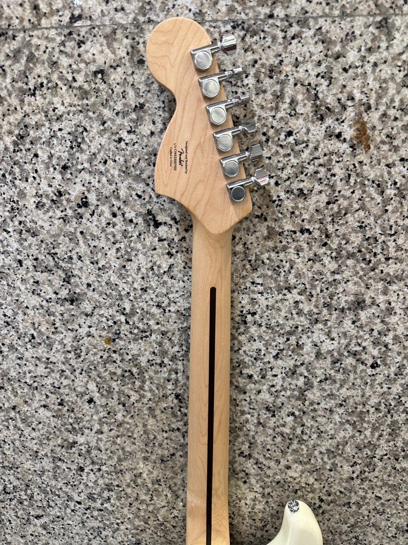 Squier FSR Affinity Series Stratocaster Guitar w/White Pearloid ...