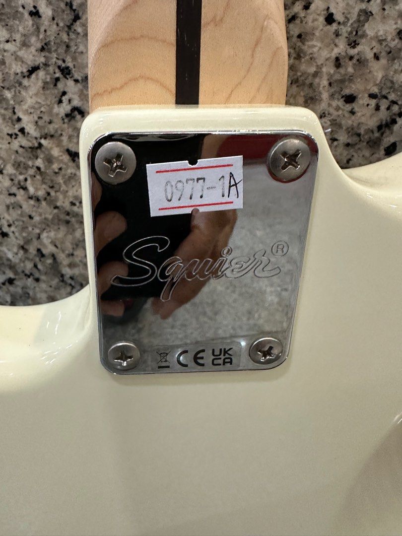 Squier FSR Affinity Series Stratocaster Guitar w/White Pearloid ...