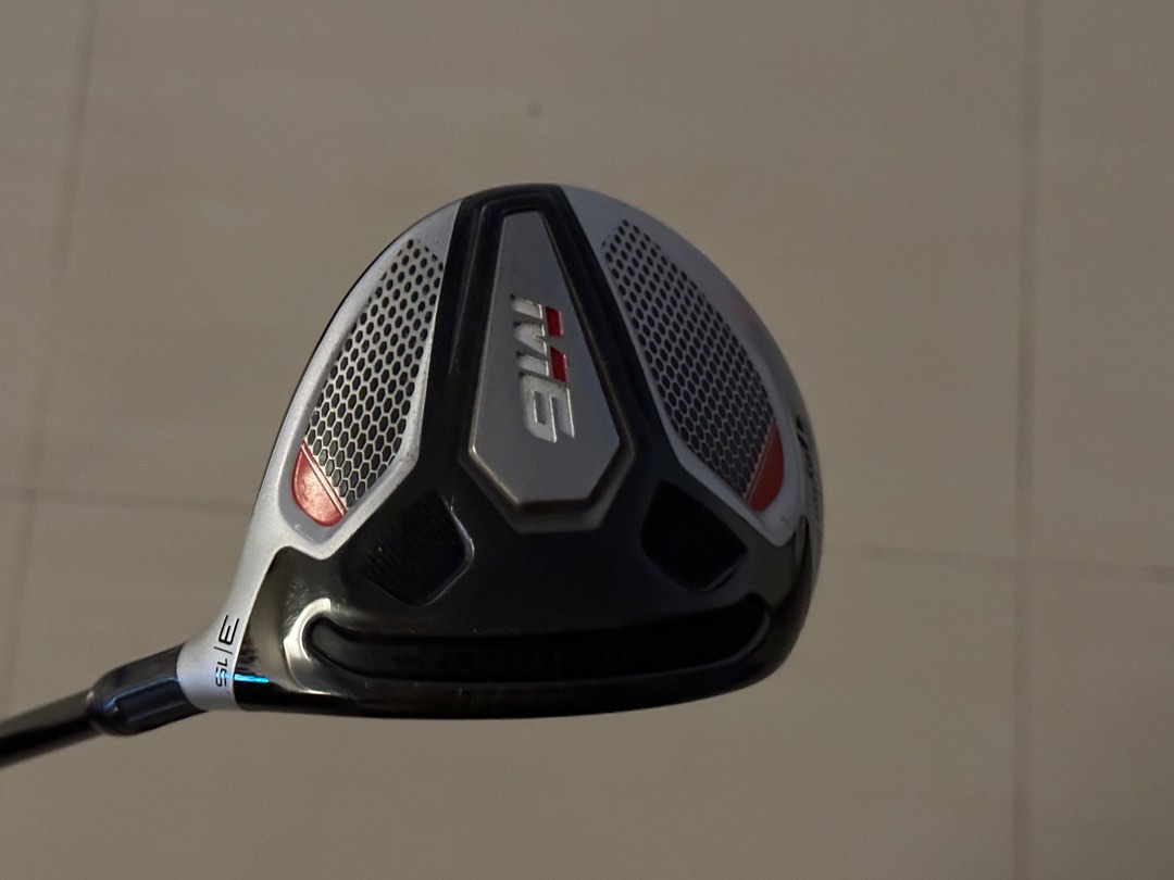 Taylormade M6 FW #3 wood, Sports Equipment, Sports & Games, Golf on Carousell