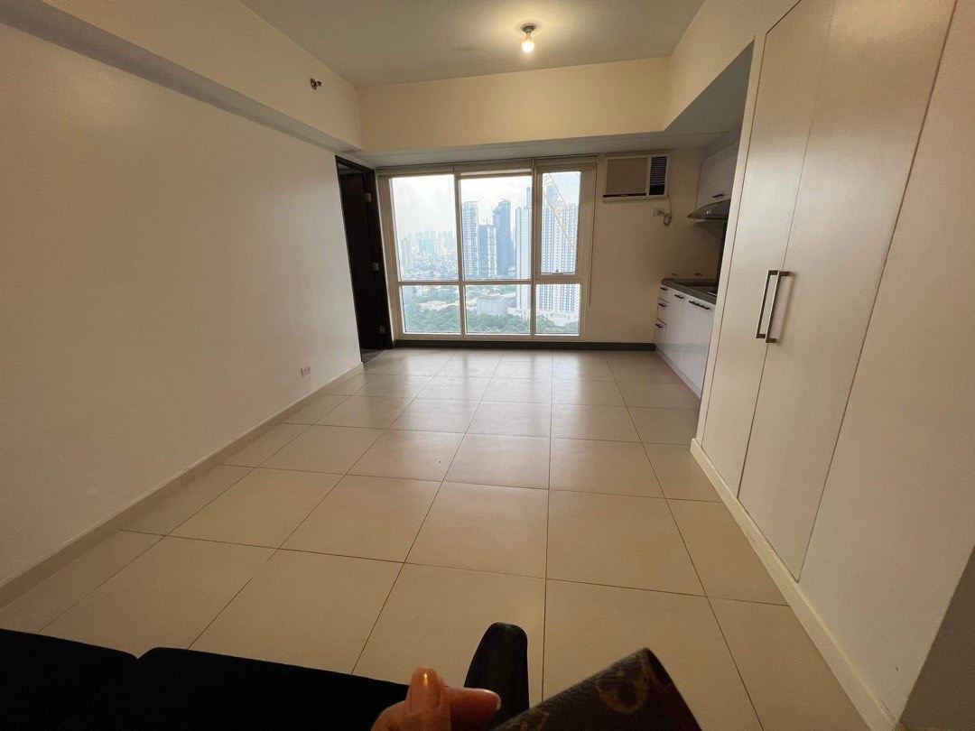 THE LERATO, Property, For Sale, Apartments & Condos on Carousell