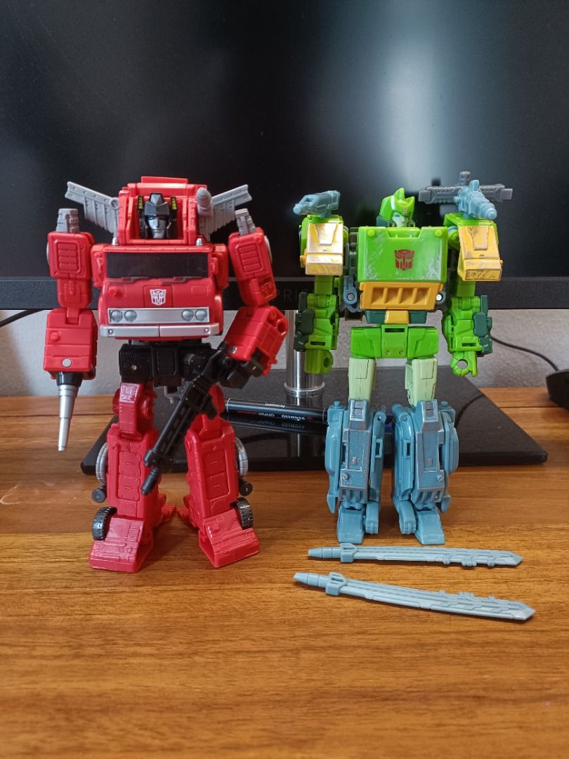 Transformers Generations Springer and Inferno Siege Earthrise Kingdom ...