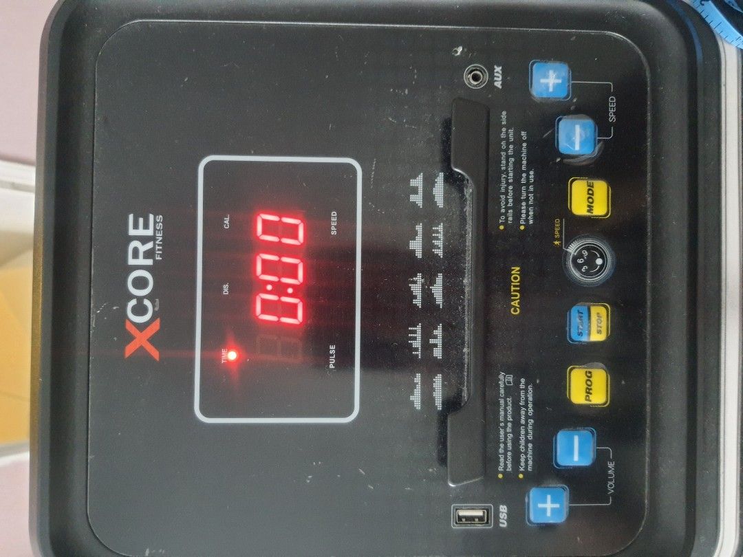 Treadmill Cyber Z, Sports Equipment, Exercise & Fitness, Cardio ...