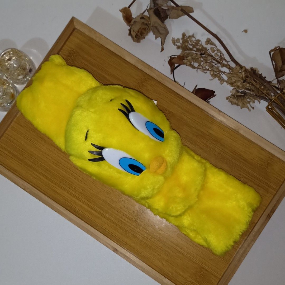 Tweety Bird Hair Turban, Beauty & Personal Care, Hair on Carousell