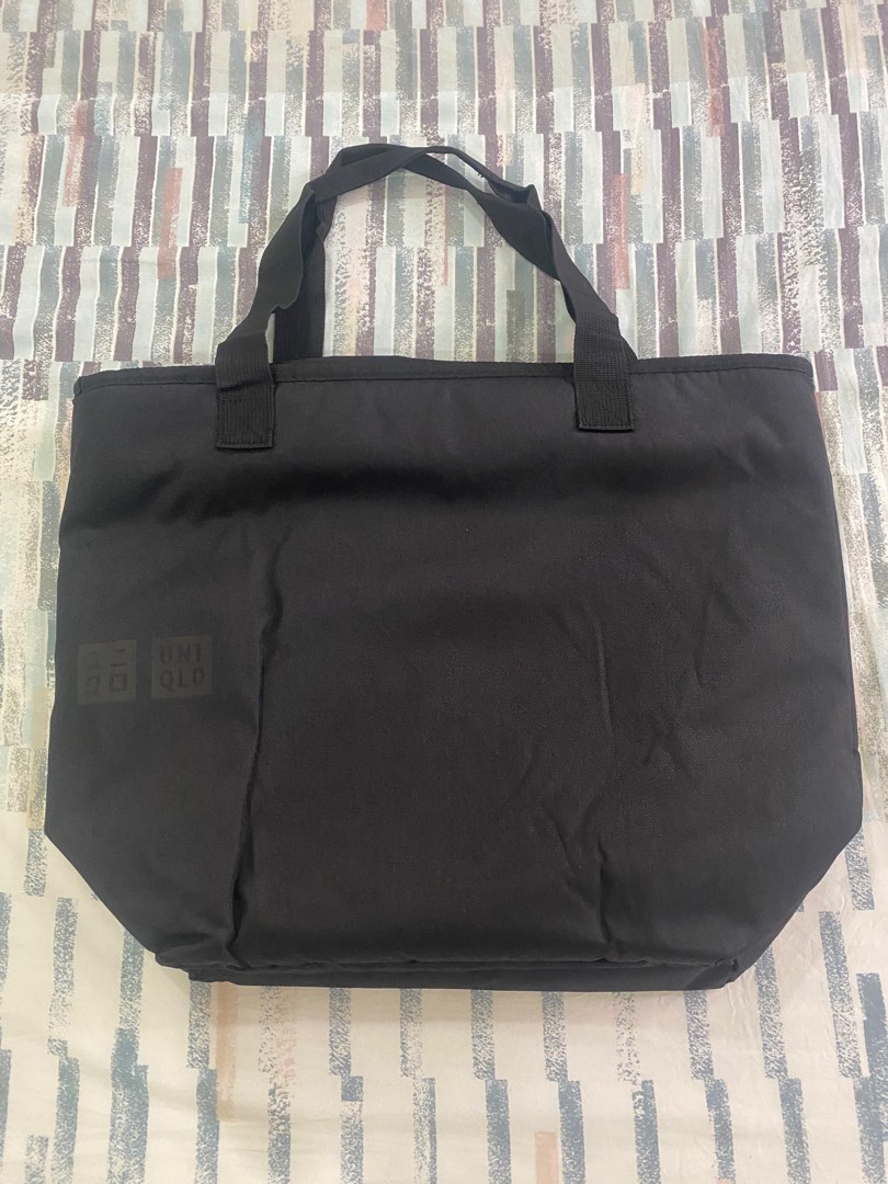 Uniqlo Insulated Multi-purpose bag, Women's Fashion, Bags & Wallets ...
