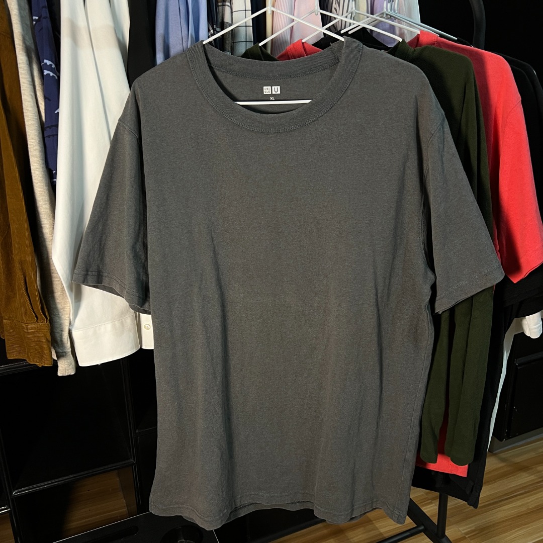 Uniqlo U Crew Neck T-Shirt Dark Gray, Men's Fashion, Tops & Sets ...