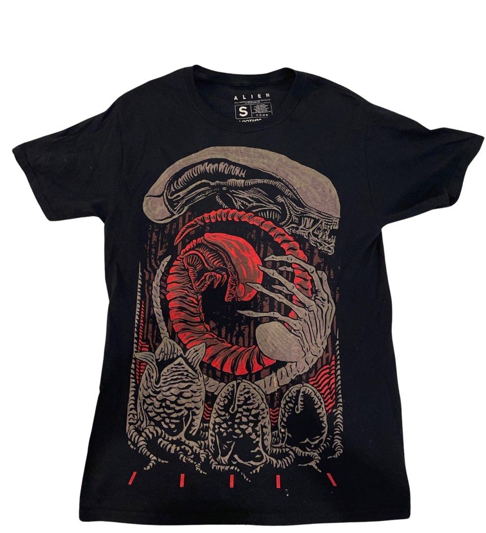 Vintage Alien Xenomorph Graphic Tee, Men's Fashion, Activewear on Carousell
