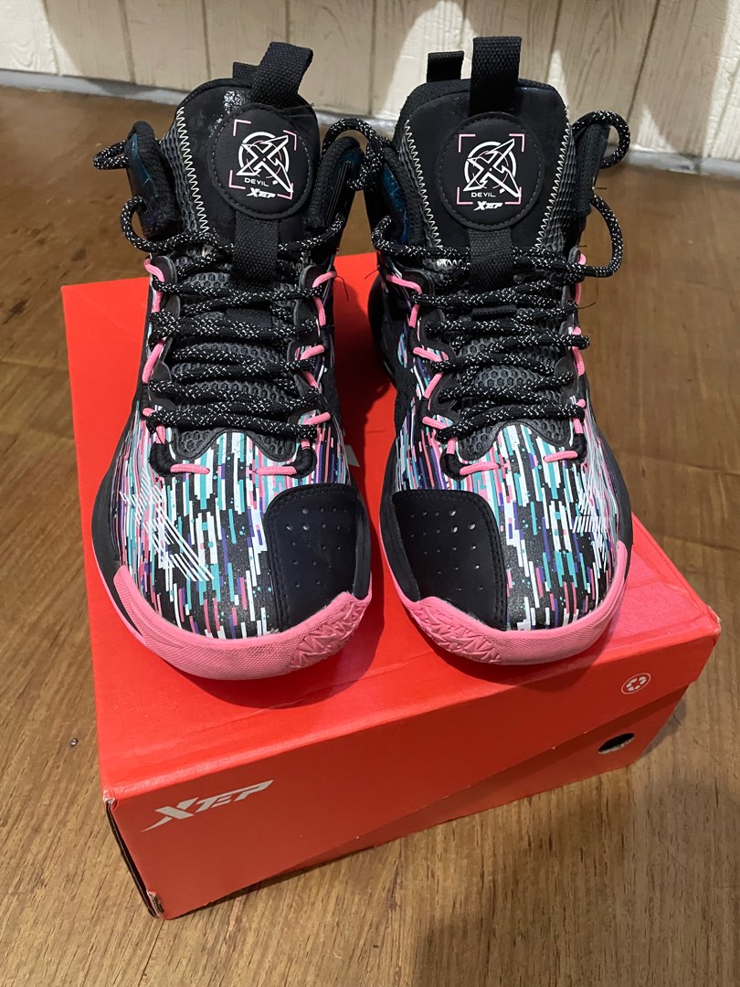 Xtep Devil, Men's Fashion, Footwear, Sneakers on Carousell