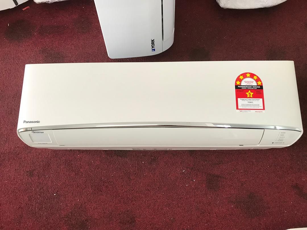 2hp Panasonic / Daikin Inverter Aircond, TV & Home Appliances, Air ...