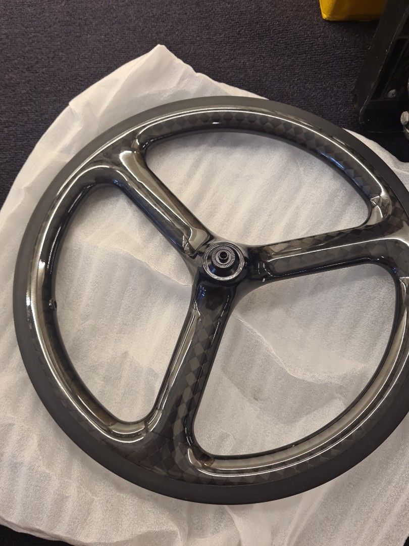 ACEOFFIX TRI SPOKE CARBON WHEELSET, Sports Equipment, Bicycles & Parts ...