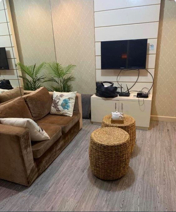 ADB Avenue Tower Ortigas Center 37 sqm 1 bedroom furnished P5M only for ...