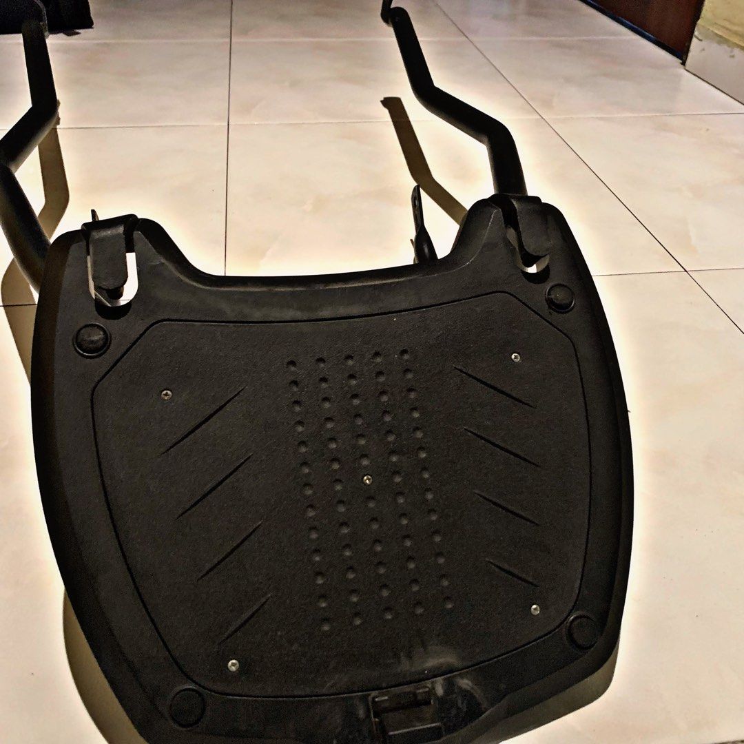 Rack & Baseplate Aerox V2, Motorcycles, Motorcycle Accessories on Carousell