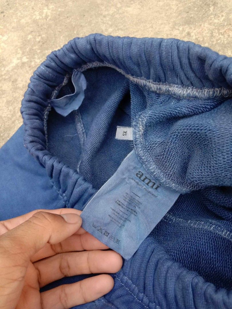 AMI SHORT, Men's Fashion, Bottoms, Shorts on Carousell