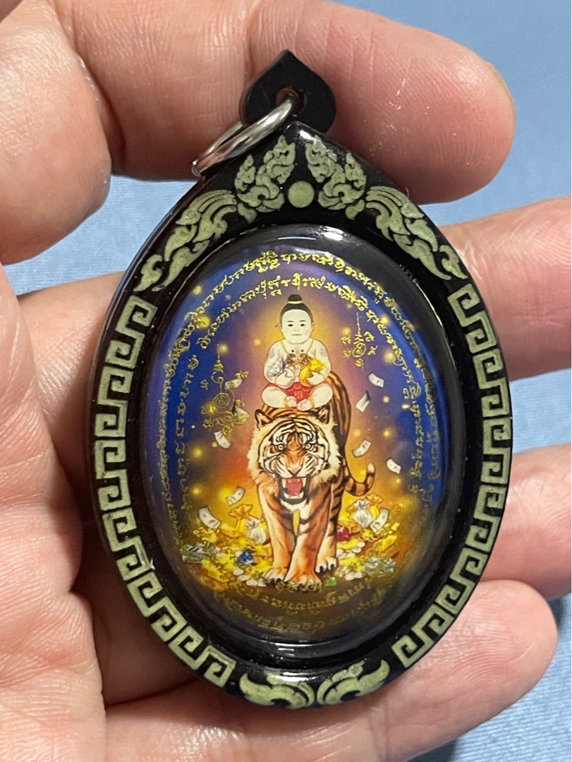 Archan Sekha Kumantong Amulet 2565, Hobbies & Toys, Memorabilia ...