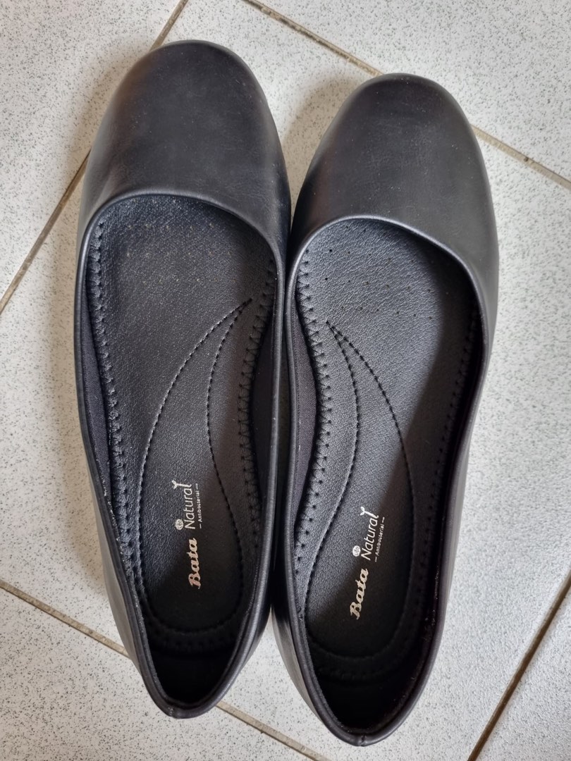 [BNIB] Bata Black Flats, Women's Fashion, Footwear, Flats on Carousell
