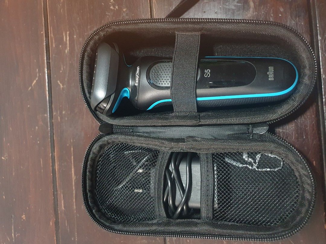 Braun S5 Wet And Dry, Beauty & Personal Care, Men's Grooming on Carousell