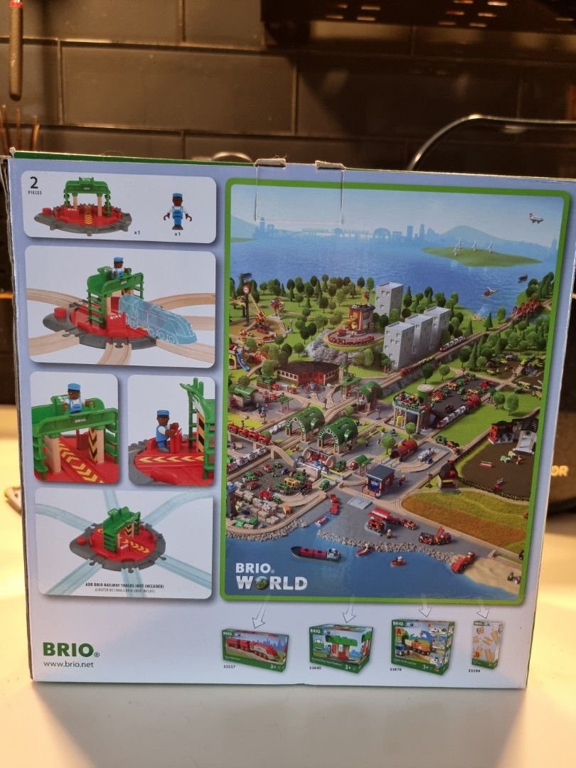 Brio Turntable & Figure 33476, Hobbies & Toys, Toys & Games on Carousell