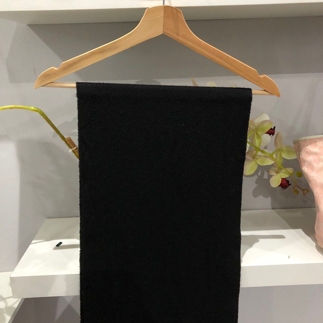 Burberry cashmere scaft, Women's Fashion, Watches & Accessories ...