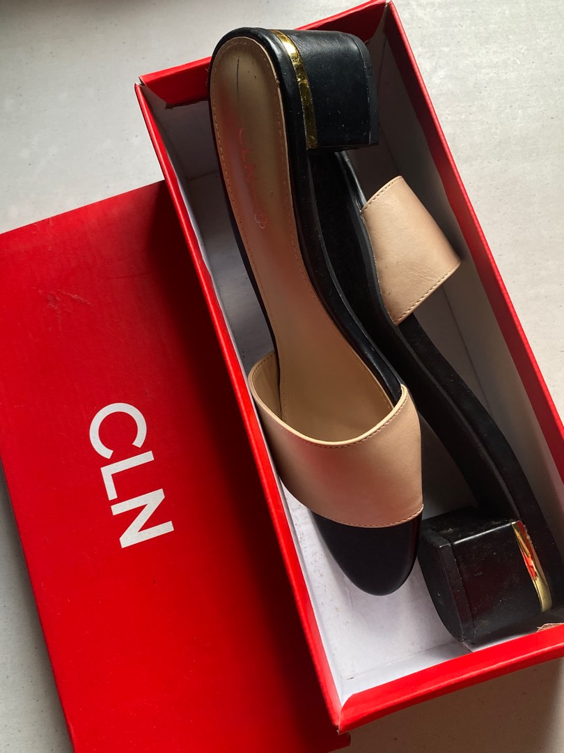 Cln Melton, Women's Fashion, Footwear, Flats & Sandals on Carousell