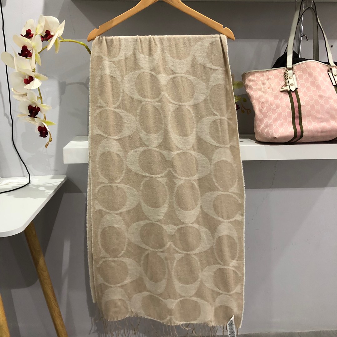 Coach scaft, Women's Fashion, Watches & Accessories, Scarves on Carousell