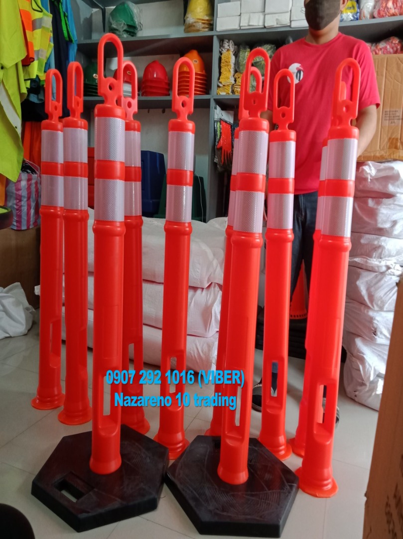 D bollard post 686, Commercial & Industrial, Construction & Building ...