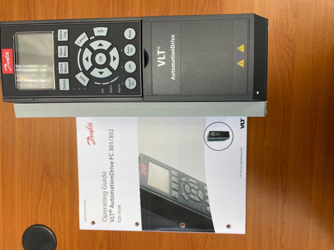 Danfoss Vfd Fc 302p4k0t5e20 3ph 380 500vac 50 60hz Computers And Tech
