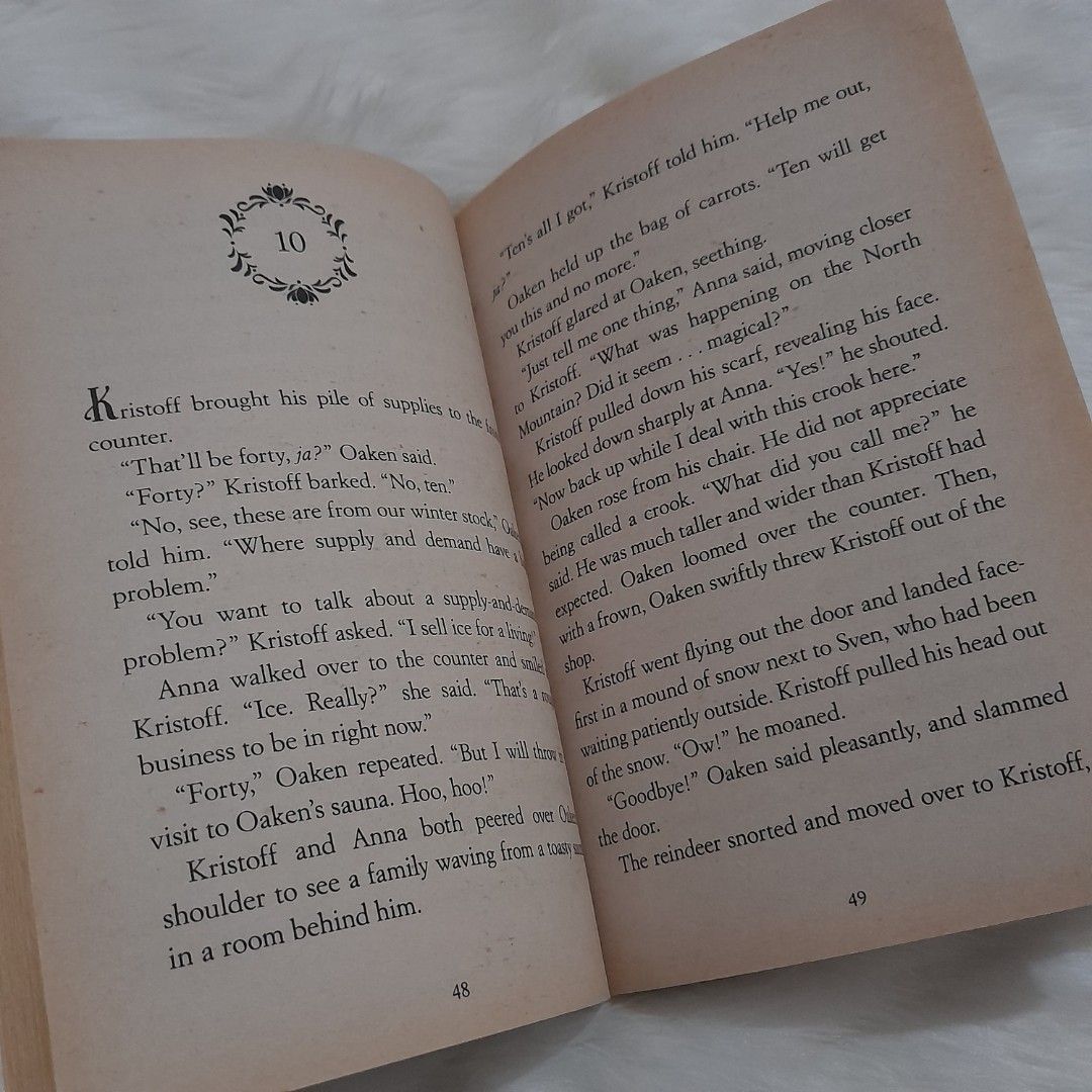 Disney FROZEN Book Retelling by The Junior Novelization, Hobbies & Toys ...