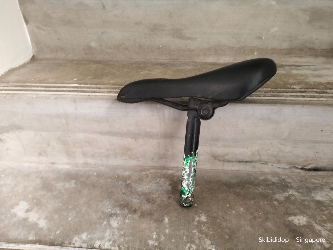 Fixie Seatpost and saddle, Sports Equipment, Bicycles & Parts, Bicycles ...