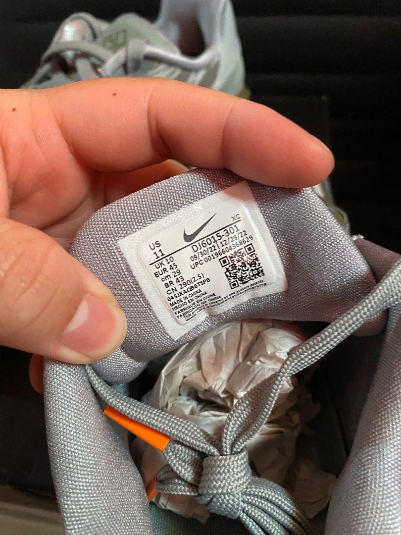 Gt Cut Devin Booker, Men's Fashion, Footwear, Sneakers on Carousell