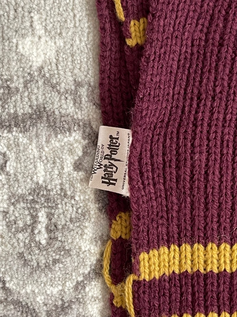 Harry Potter Scarf, Women's Fashion, Watches & Accessories, Scarves on ...