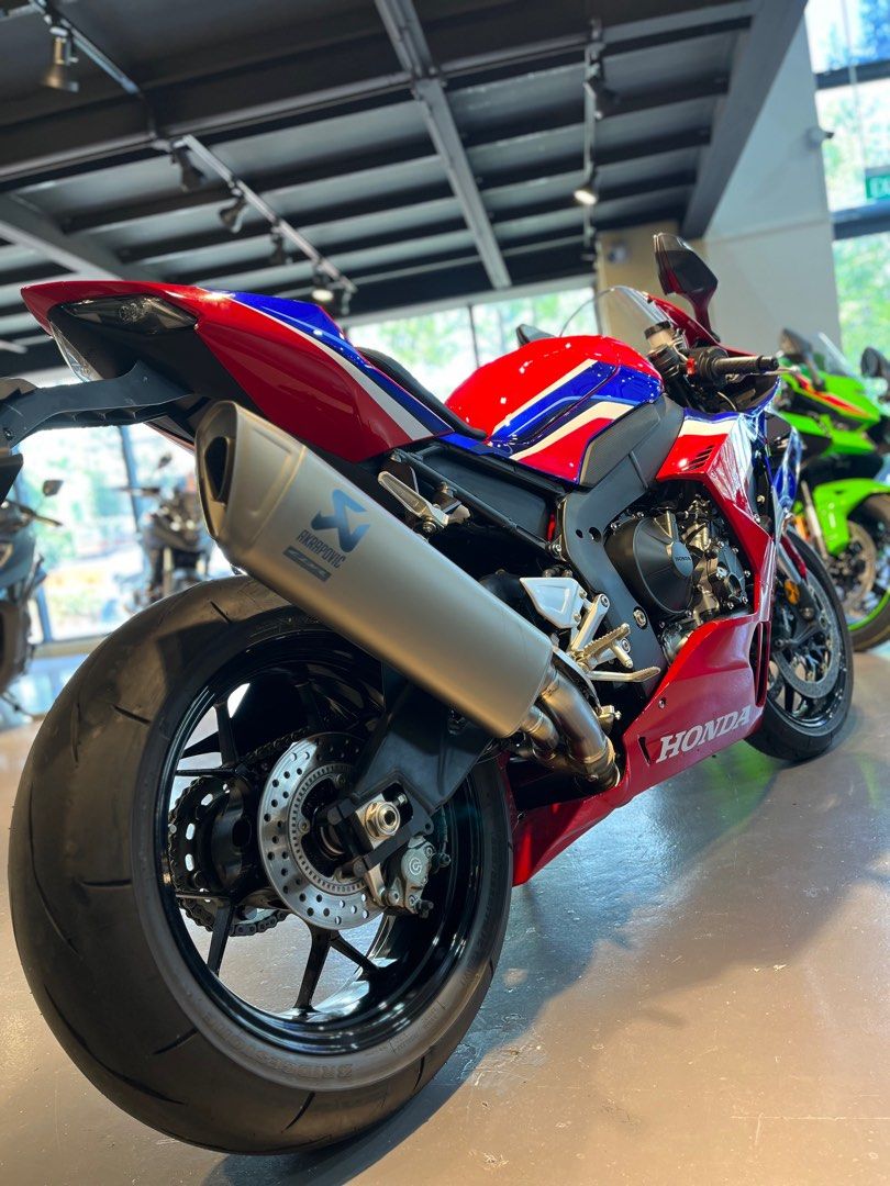 Honda CBR1000RR-R, Motorcycles, Motorcycles for Sale, Class 2 on Carousell