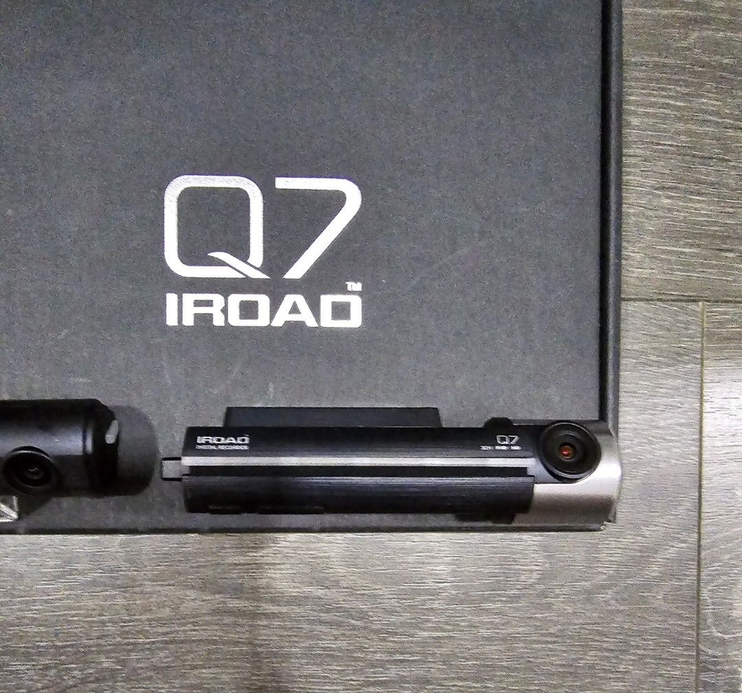 IROAD Q7 front & back camers, Car Accessories, Accessories on Carousell