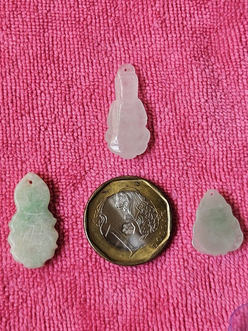 Jade Goddess of Mercy and jade laughing Buddha, Hobbies & Toys ...