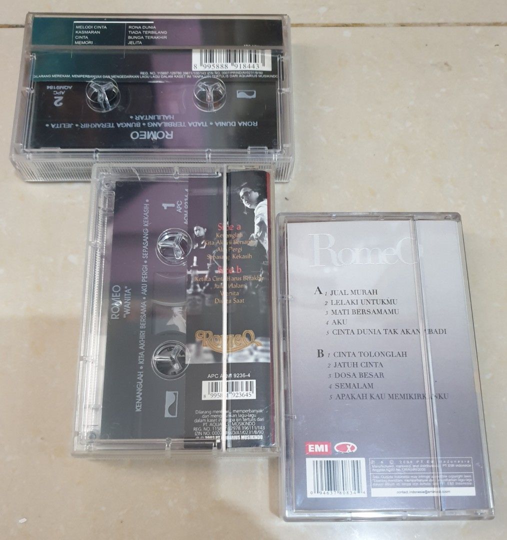 Kaset Band Romeo # 3 Album, Musik & Media, CD, DVD & Lainnya di Carousell