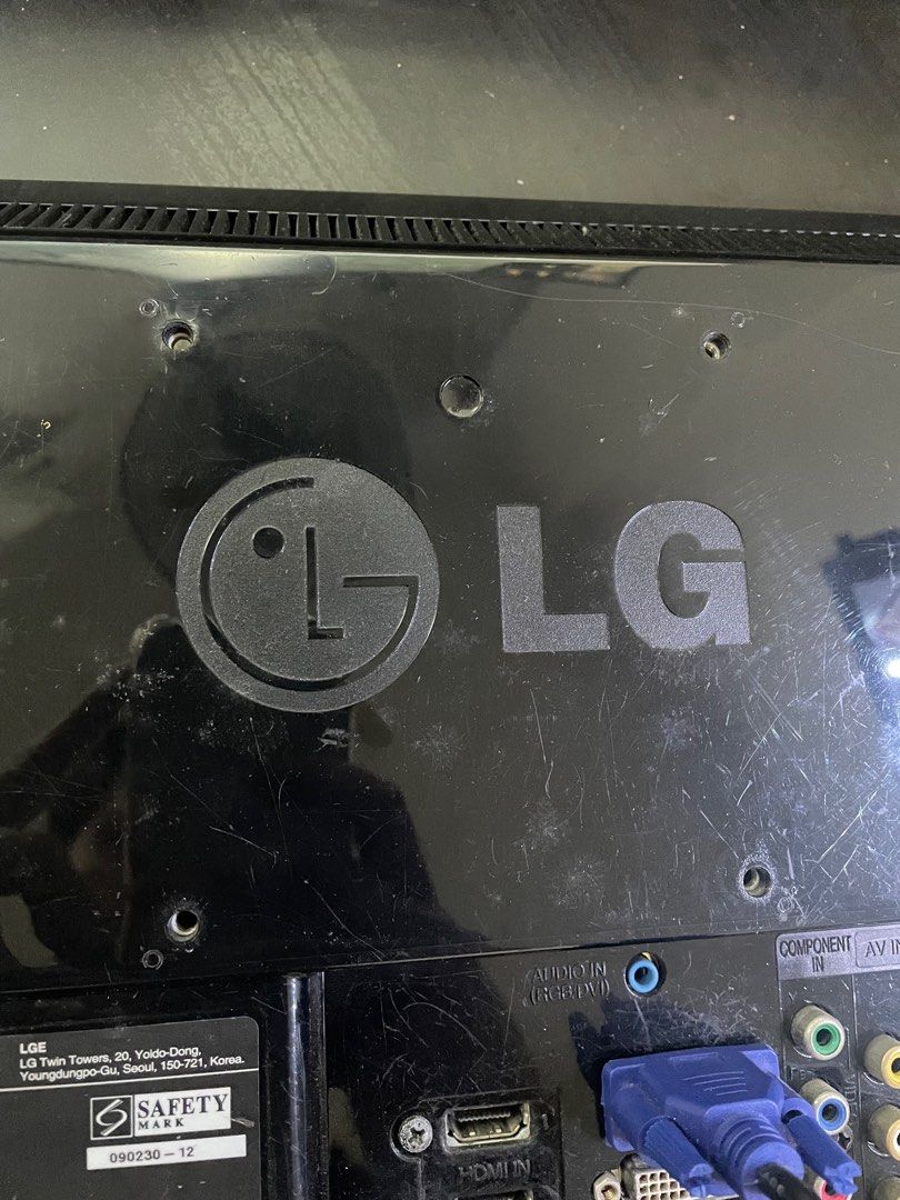 LG Monitor No Stand, Computers & Tech, Desktops on Carousell